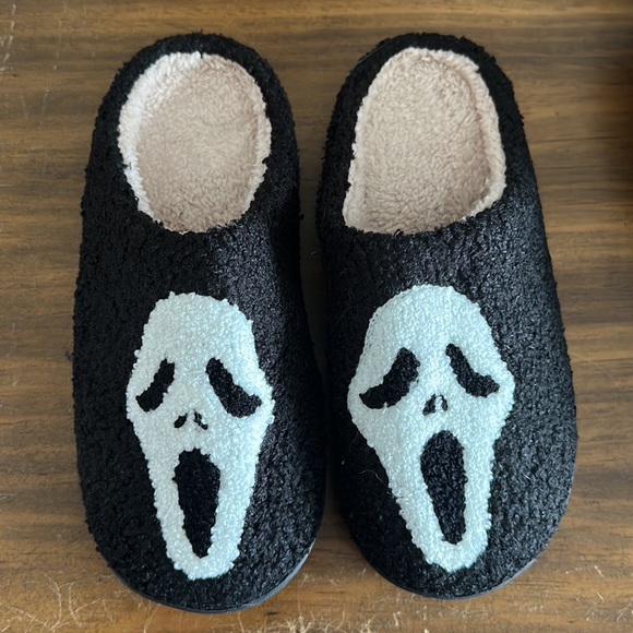 Shoes | Ghost Face Scream Slippers | Poshmark